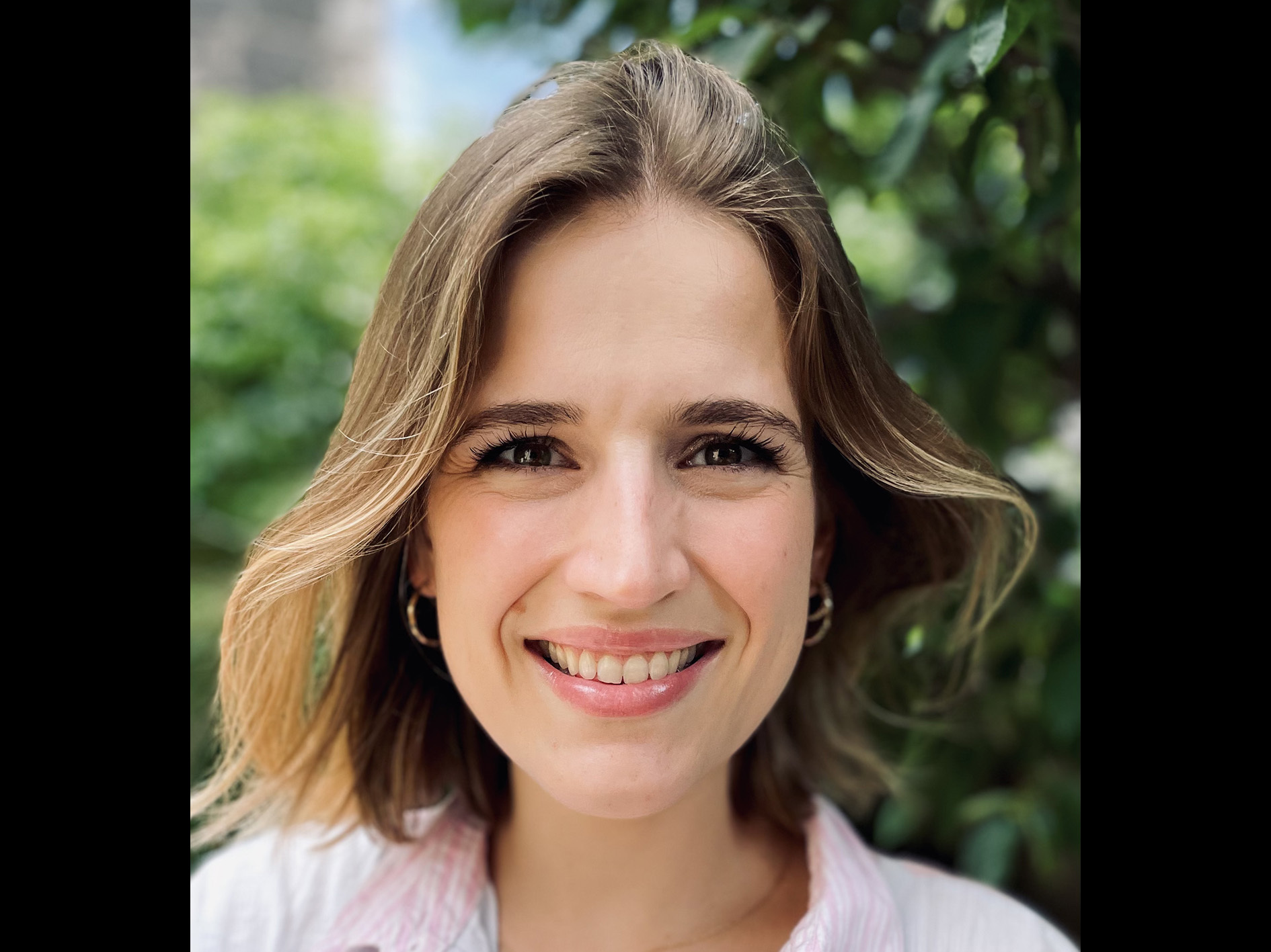 Eve Coquart (Opera house directors) | Opera Online - The opera lovers ...