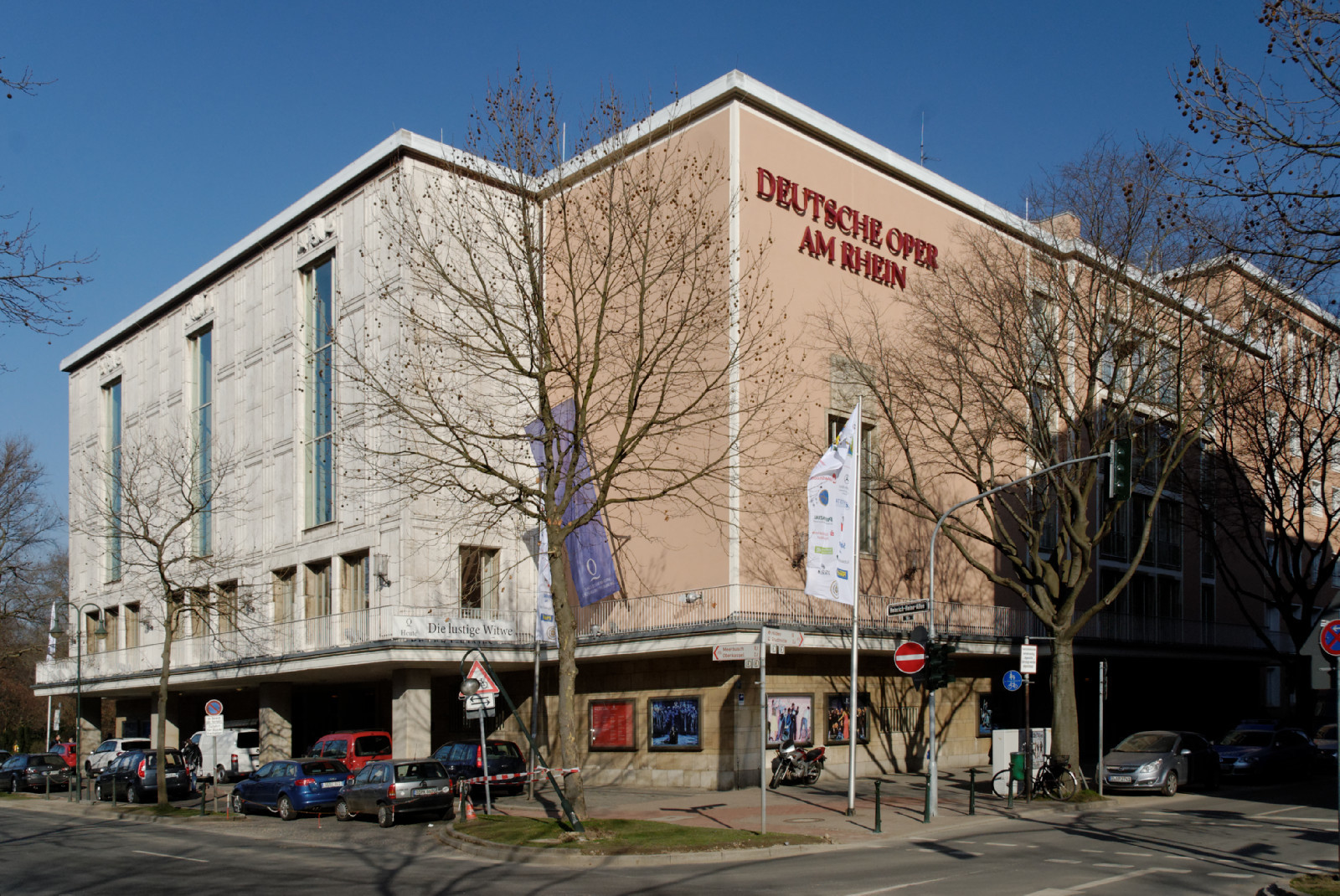 Deutsche Oper am Rhein (Opernhaus Düsseldorf) (Opera House - Düsseldorf ... Deutsche Oper am Rhein (Opernhaus Düsseldorf) (Opera House - Düsseldorf ...