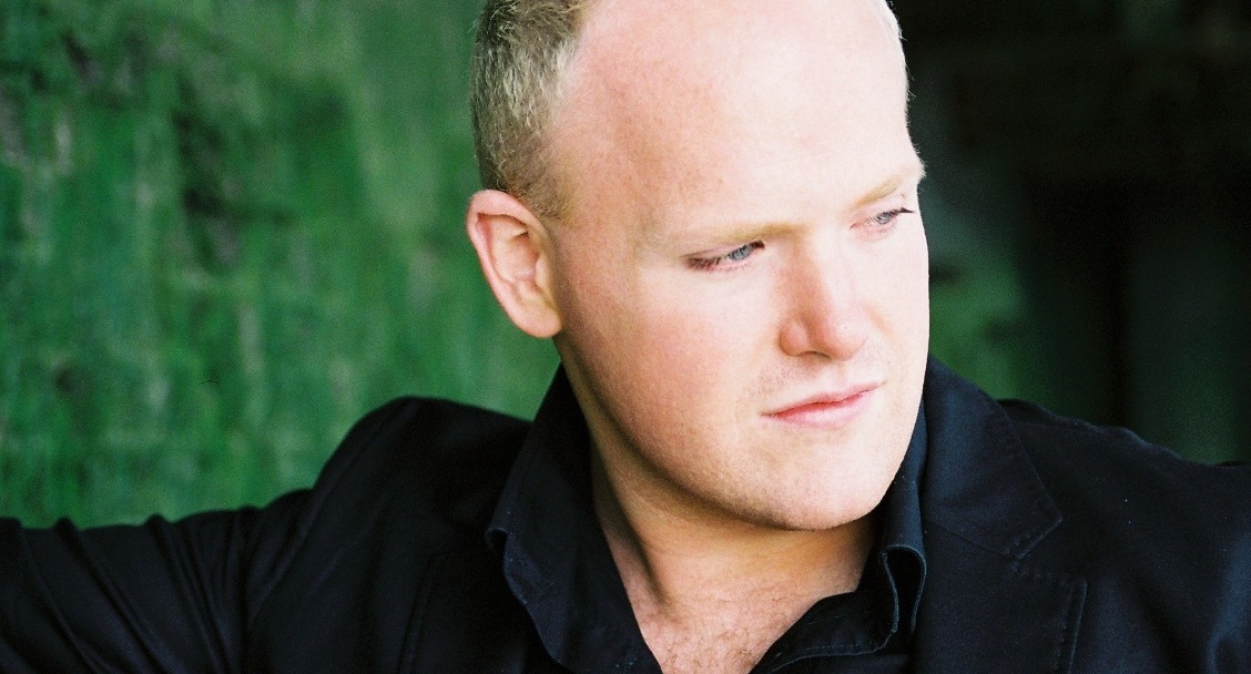 Nicky Spence (Performer) | Opera Online - The opera lovers web site