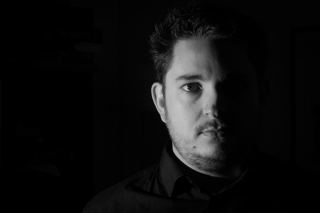 Etienne Bazola (Performer) | Opera Online - The opera lovers web site