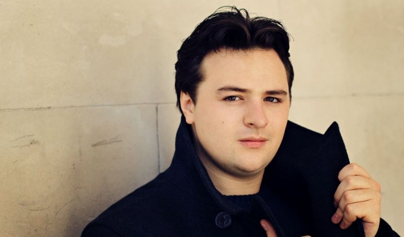 Joshua Owen Mills (Performer) | Opera Online - The opera lovers web site