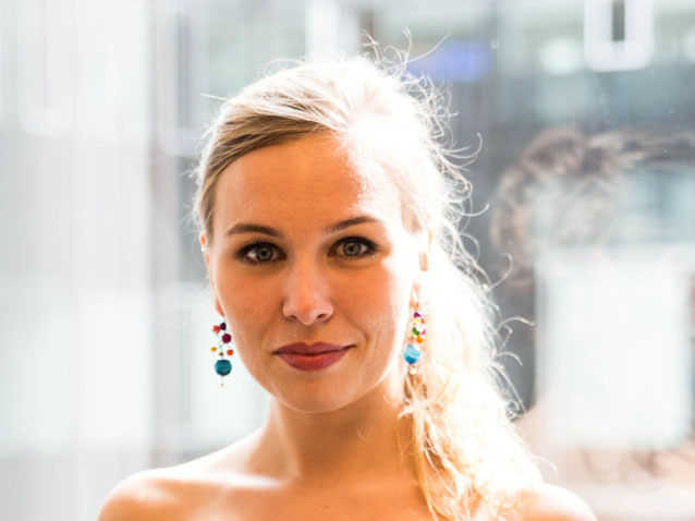 Elsa Dreisig (Performer) | Opera Online - The opera lovers web site