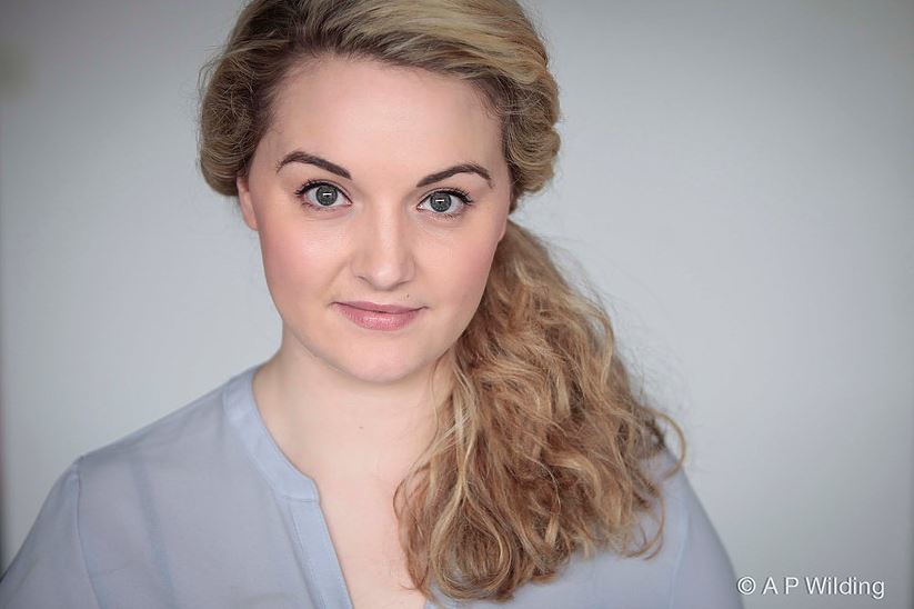 Beth Moxon (Performer) | Opera Online - The opera lovers web site