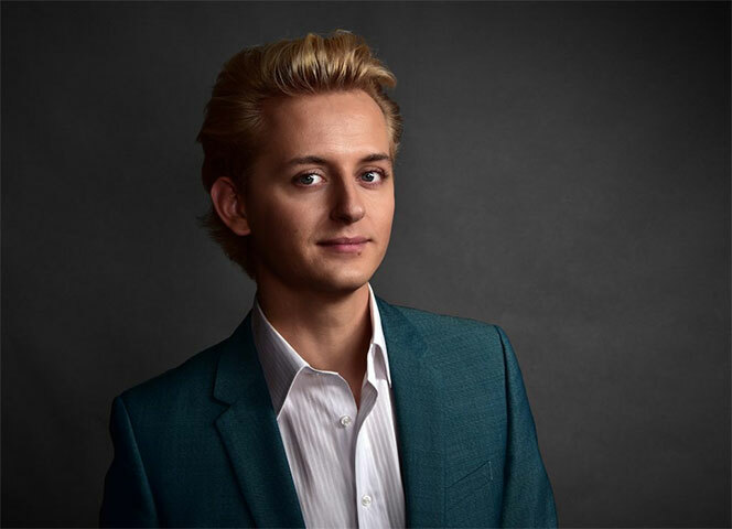 Robin Neck (Performer) | Opera Online - The opera lovers web site
