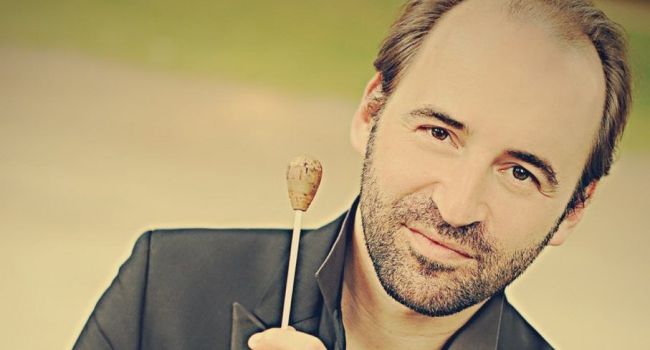 Pierre Bleuse (Conductor) | Opera Online - The opera lovers web site