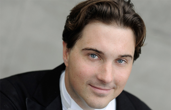 Alexander Soddy (Conductor) | Opera Online - The opera lovers web site