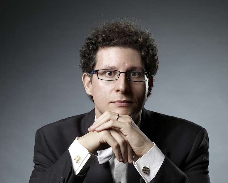 Pietro Rizzo (Conductor) | Opera Online - The opera lovers web site