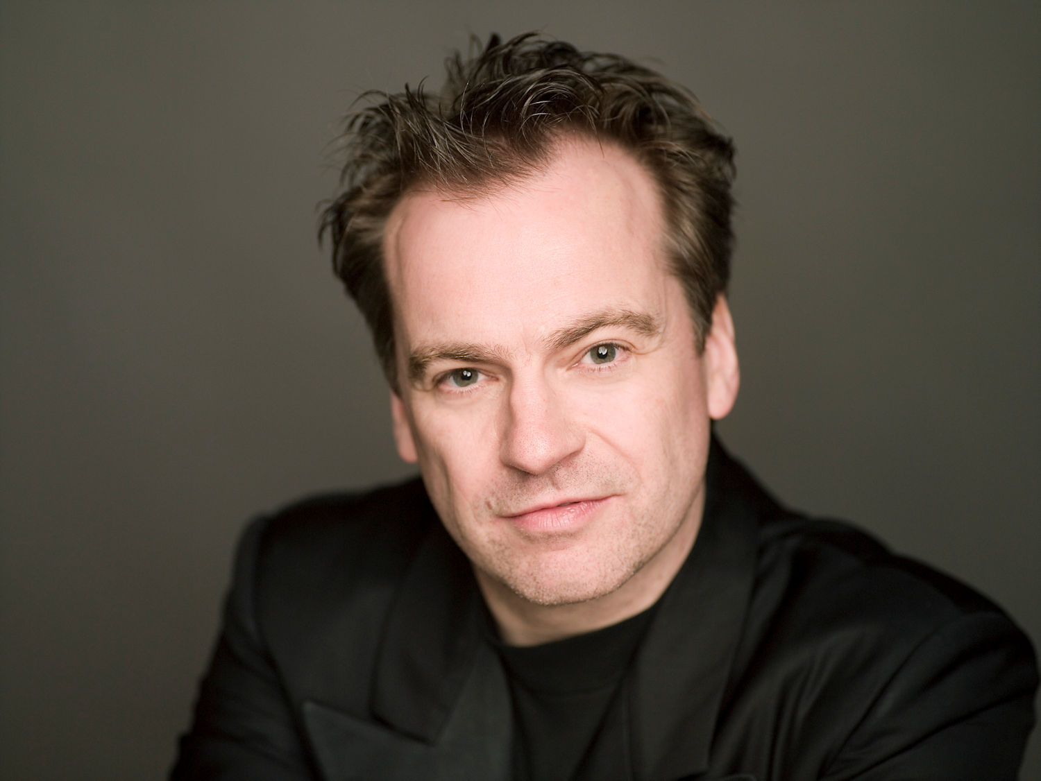 Jonathan Nott (Conductor) | Opera Online - The opera lovers web site