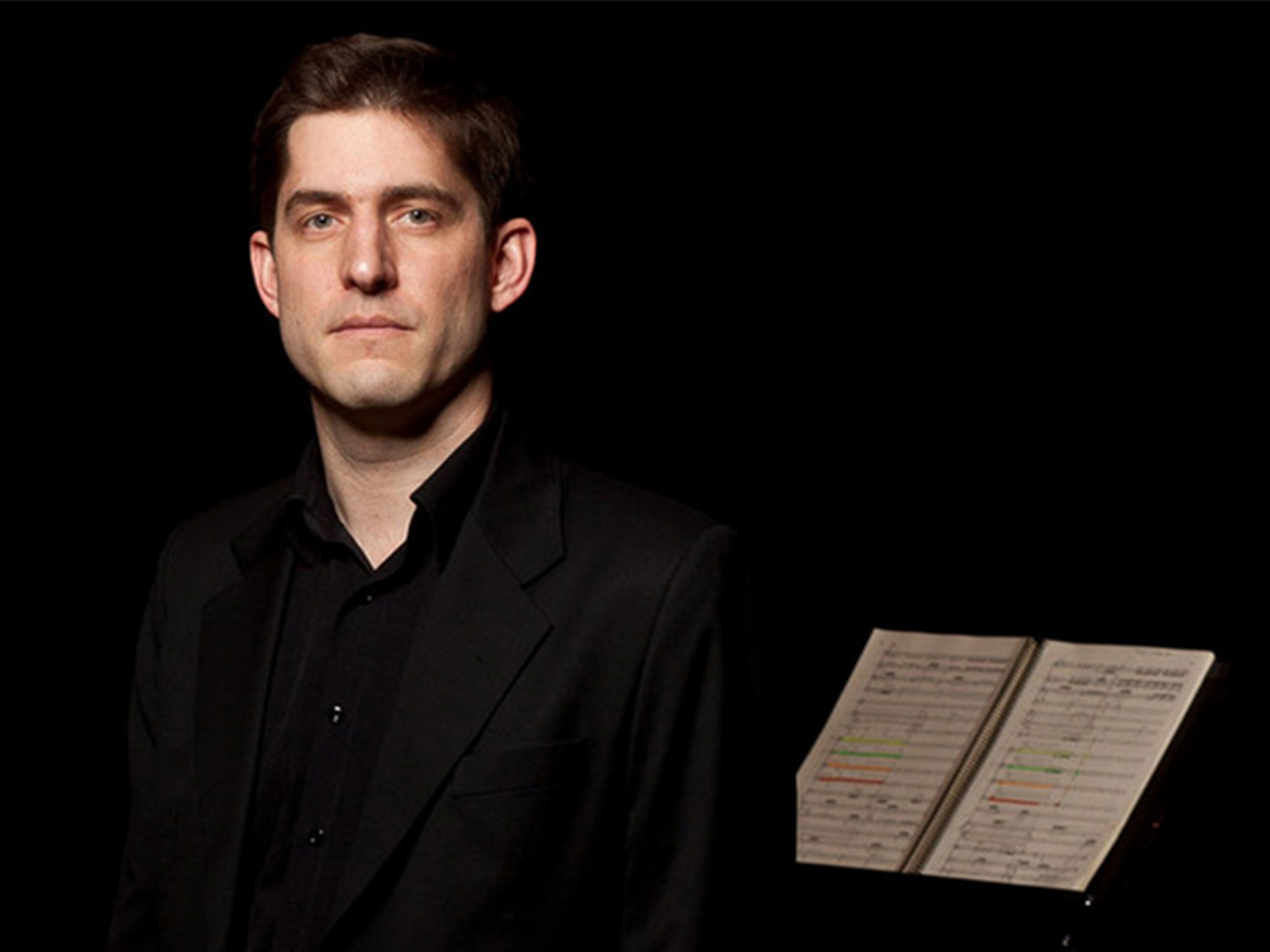 Léo Warynski (Conductor) | Opera Online - The opera lovers web site