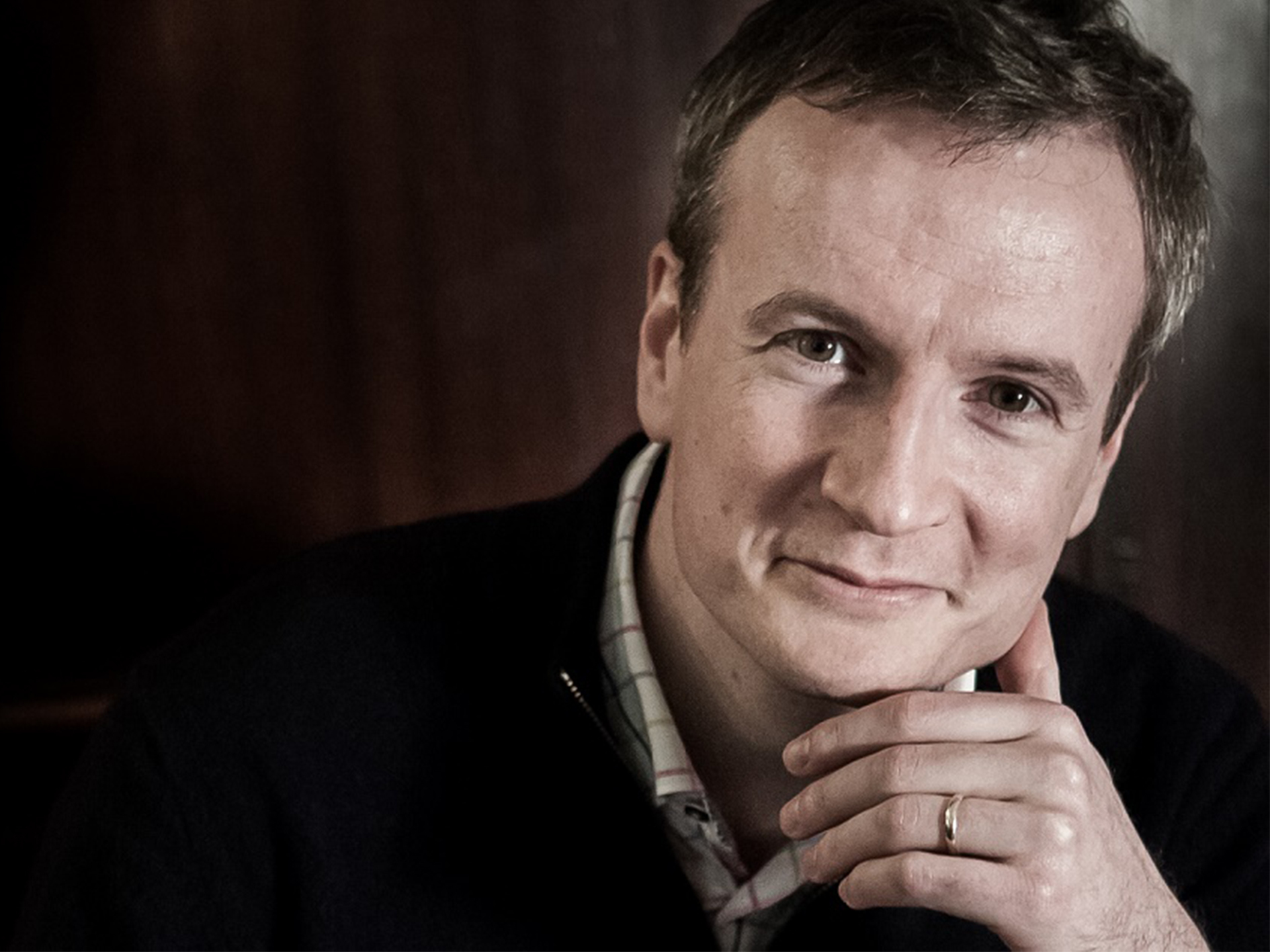 Garry Walker (Conductor) | Opera Online - The opera lovers web site