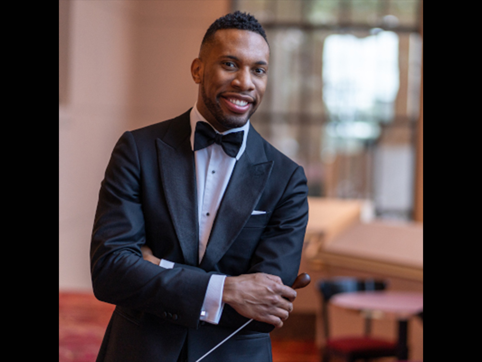 Roderick Cox (Conductor) | Opera Online - The opera lovers web site