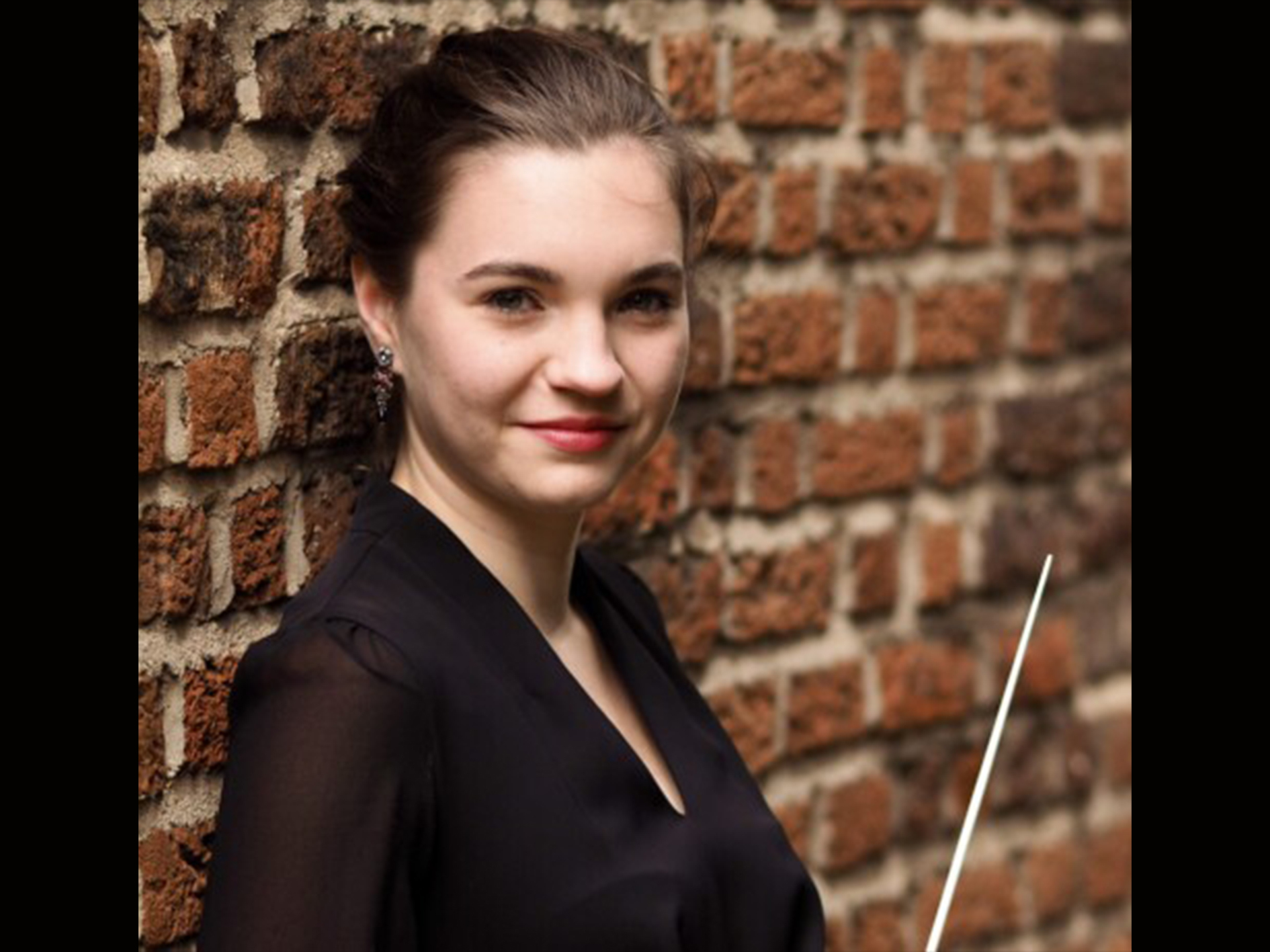 Tess Jackson (Conductor) | Opera Online - The opera lovers web site