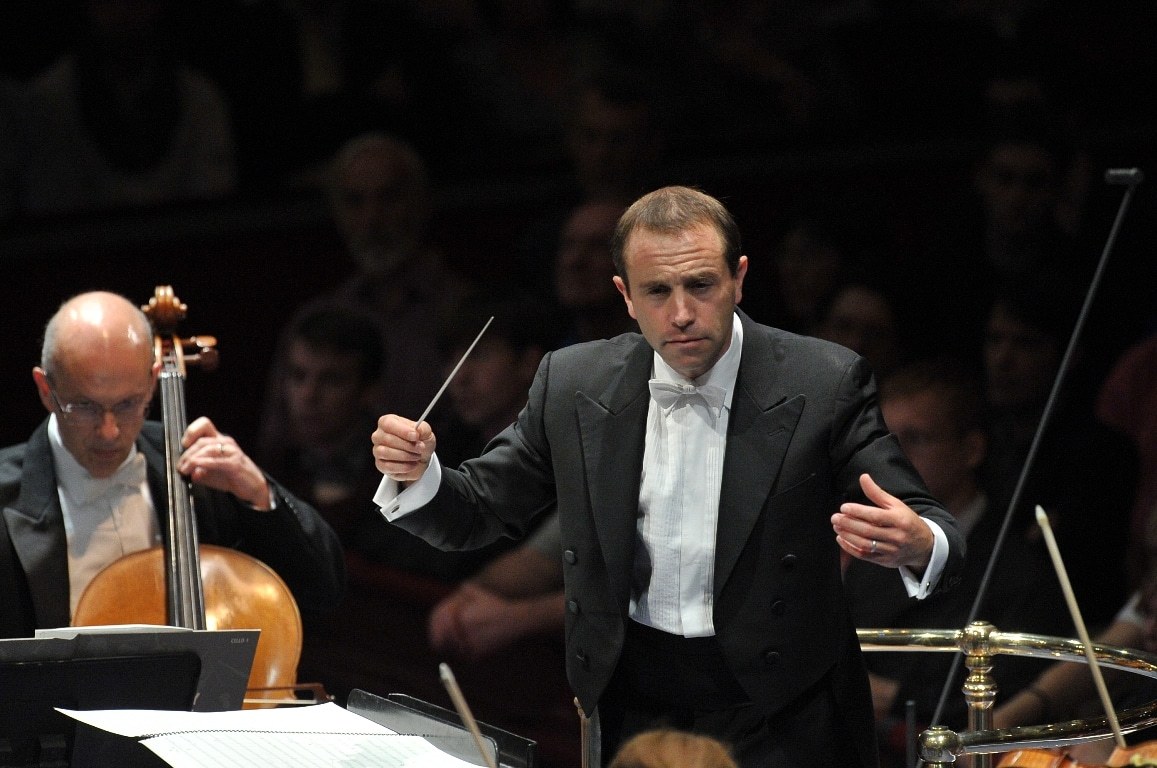 Mark Wigglesworth (Conductor) | Opera Online - The opera lovers web site