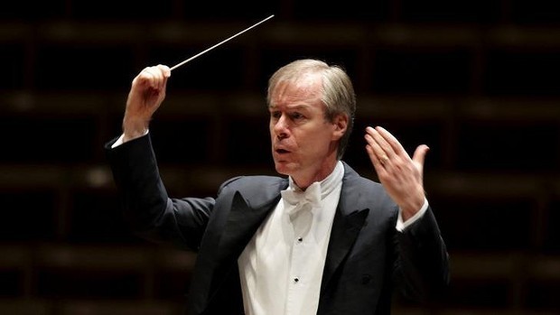 David Robertson (Conductor) | Opera Online - The opera lovers web site