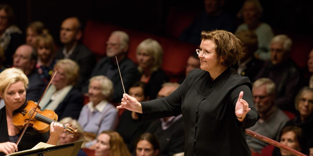 Marit Strindlund (Conductor) | Opera Online - The opera lovers web site
