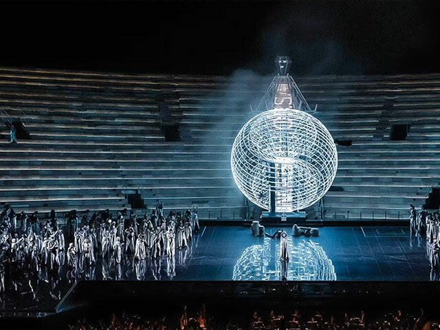 Un Nabucco « atomique » de Stephano Poda en ouverture du Festival d ...