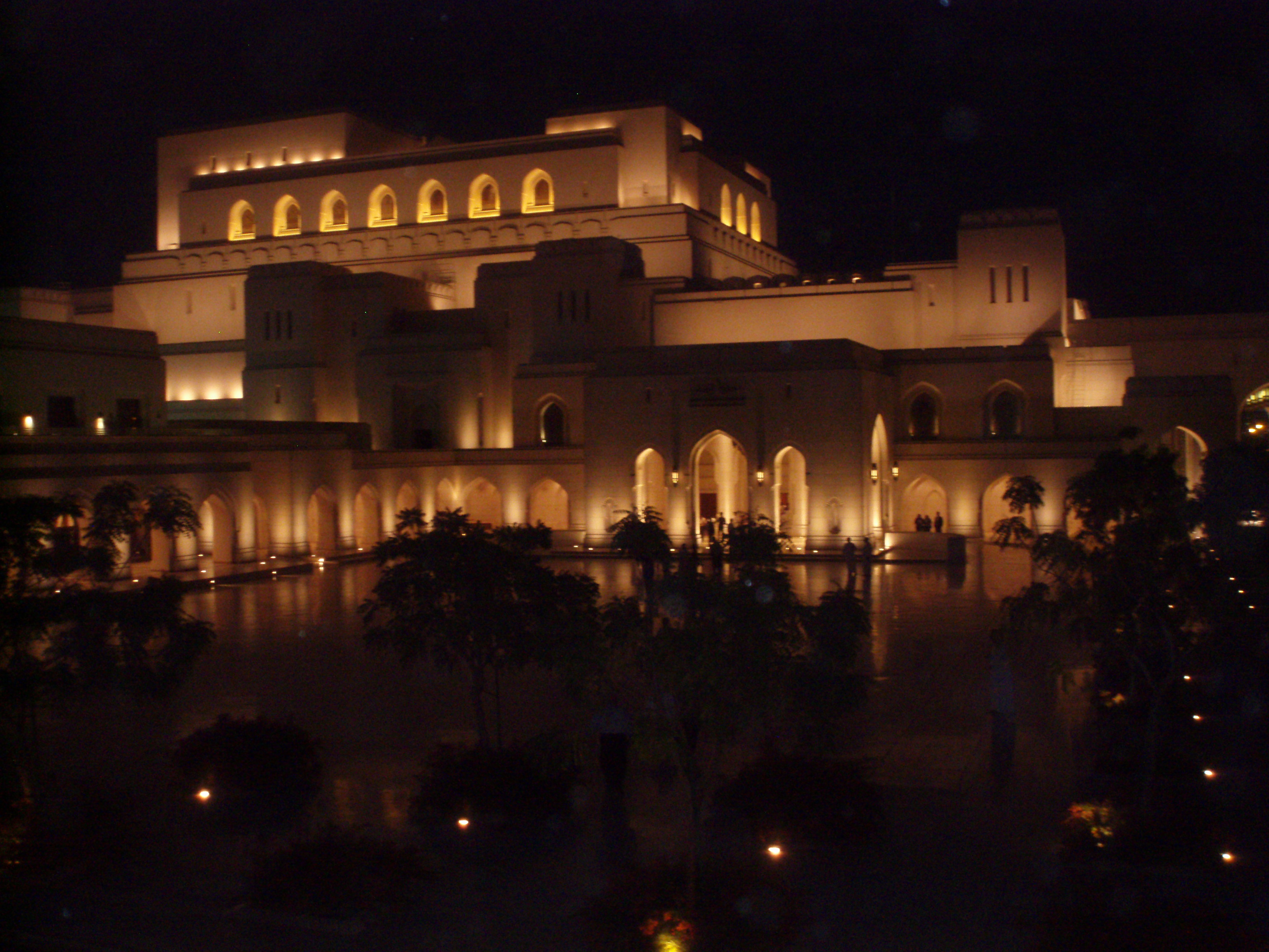 Columns linked to Royal Opera House Muscat | Opera Online - The opera ...