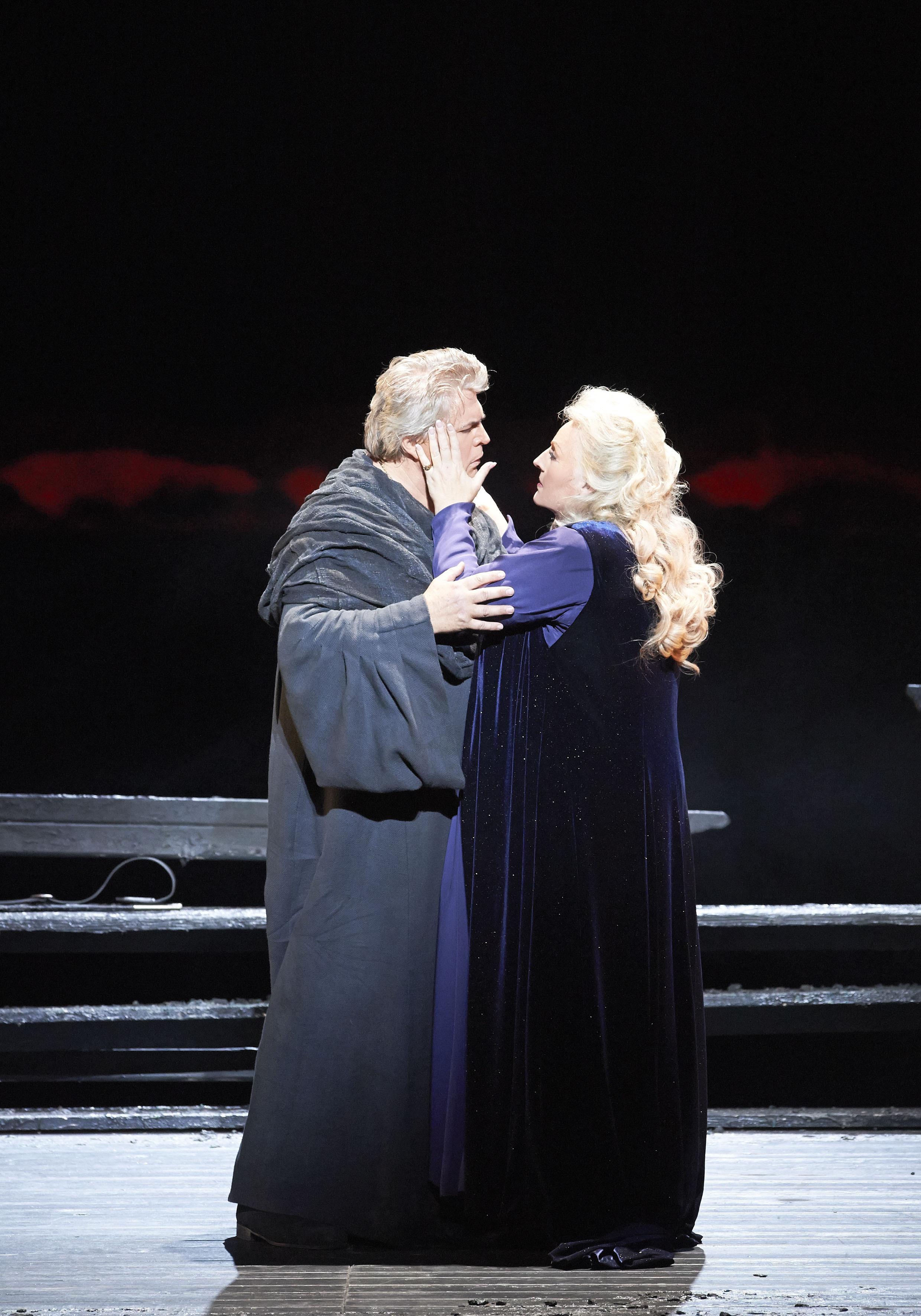 Tristan und Isolde (Richard Wagner), Wiener Staatsoper (Column) | Opera ...