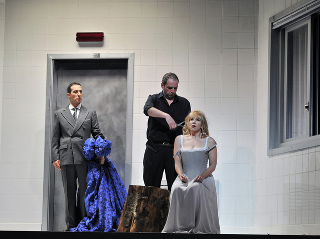 Maria Stuarda, soprano or mezzo? (Column) | Opera Online - The opera ...