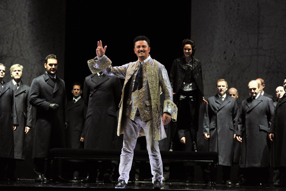 An ugly, disoriented and only half well sung Ballo (Column) | Opera ...