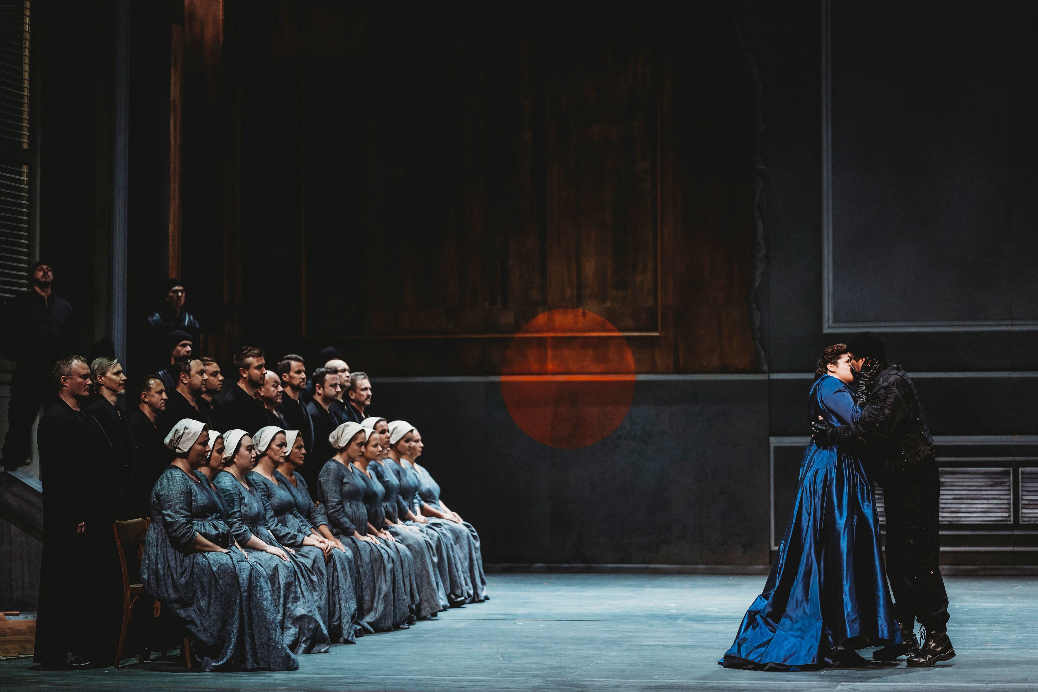 #Me Too in Erl nun auch auf der Bühne Aida als Opfer (Rubrik) | Opera ...