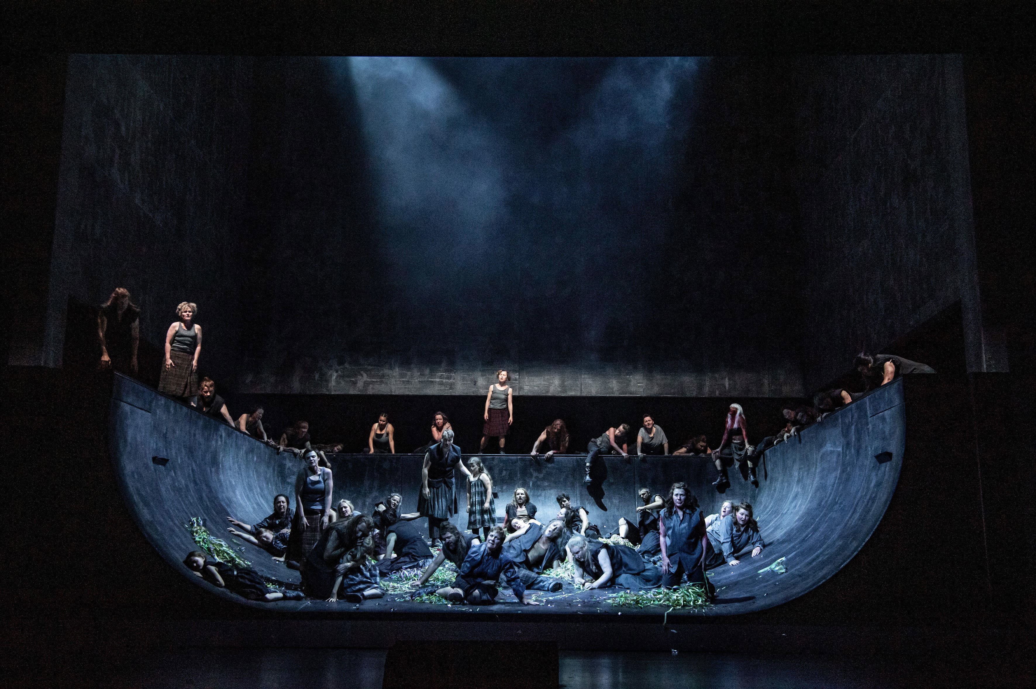 Das Drama der Realitätsblindheit bei Nacht und Nebel (Rubrik) | Opera ...