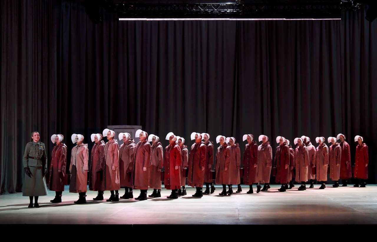 An Intense and Engaging Production of The Handmaid’s Tale at the London ...