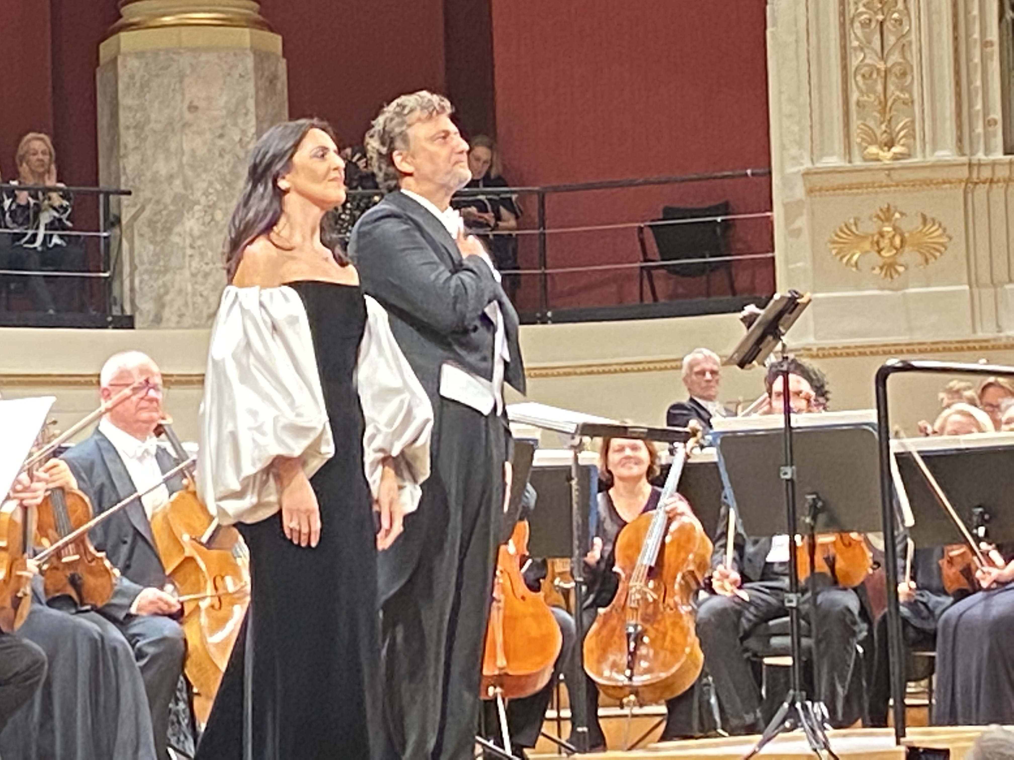 Wien: Jonas Kaufmann und Maria Agresta mit leidenschaftlichen Gesängen ...
