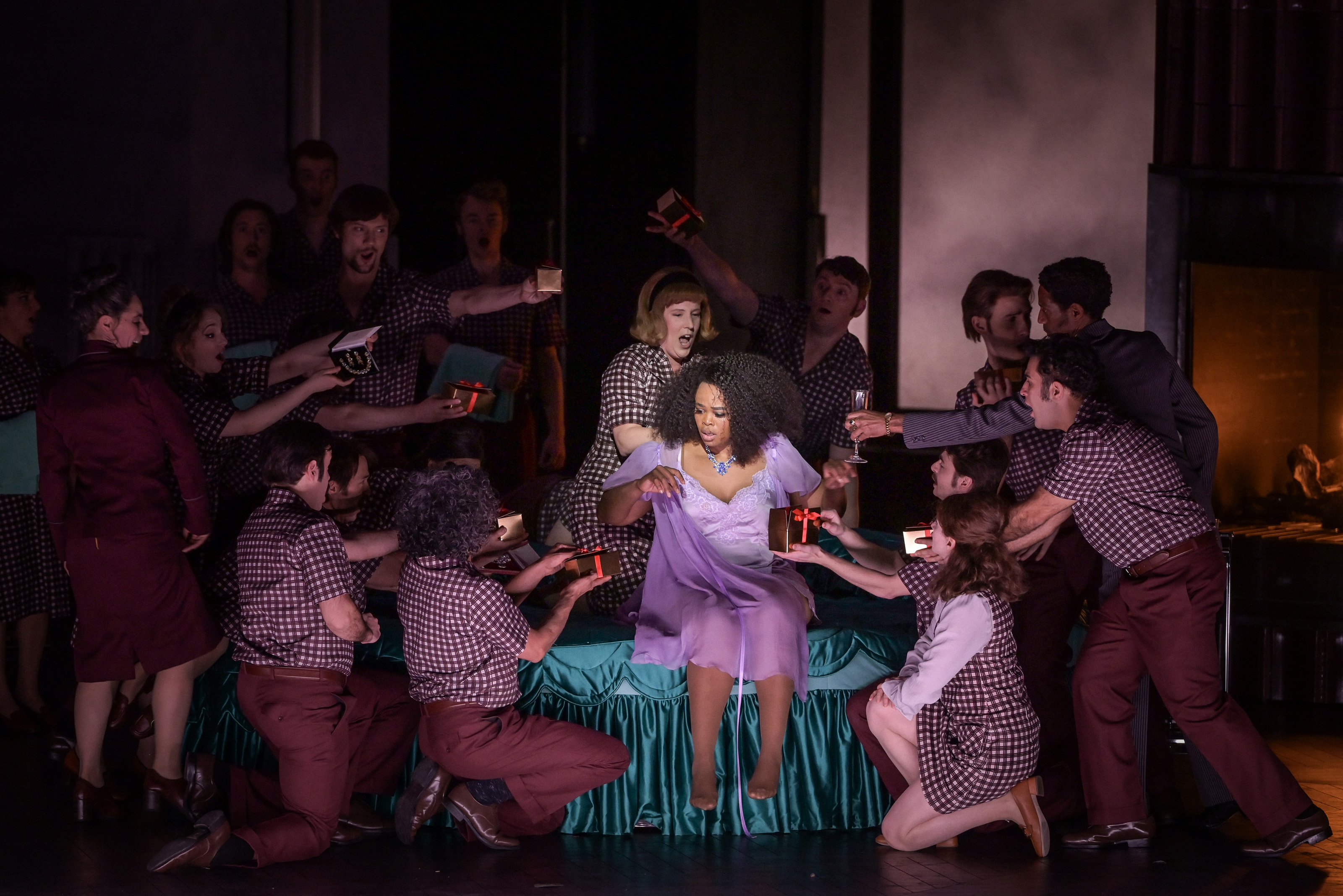 Sémélé en complicité et en duplicité au Théâtre des Champs-Élysées ...