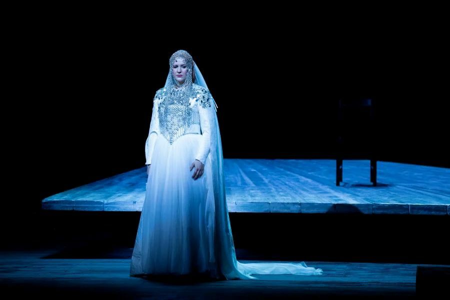 Lise Davidsen’s Magnificent Isolde Debut (Column) | Opera Online - The ...