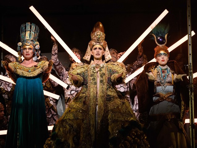 Akhnaten - English National Opera (2019) (Production - London, united ...