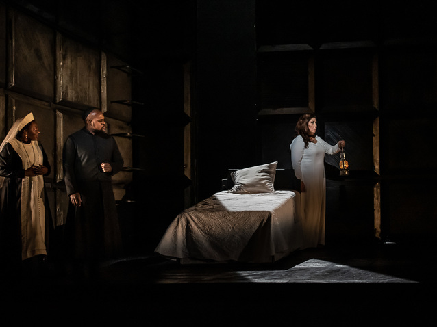 Macbeth - Royal Opera House (2021) (Production - London , united ...