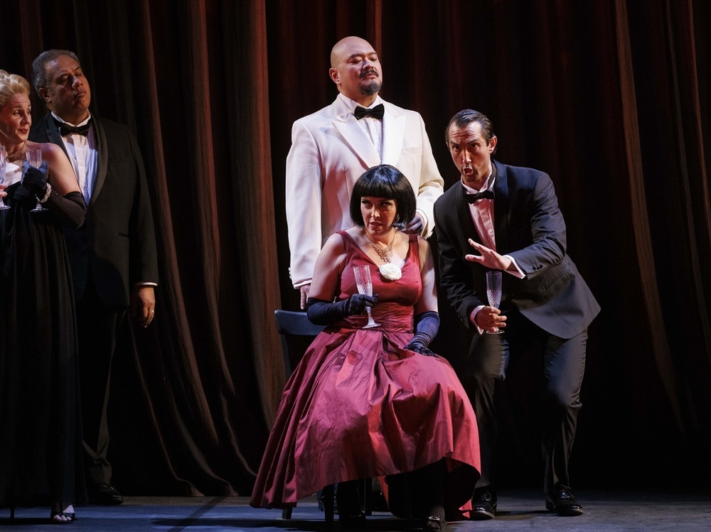 La Traviata - English National Opera (2023) (Production - London ...