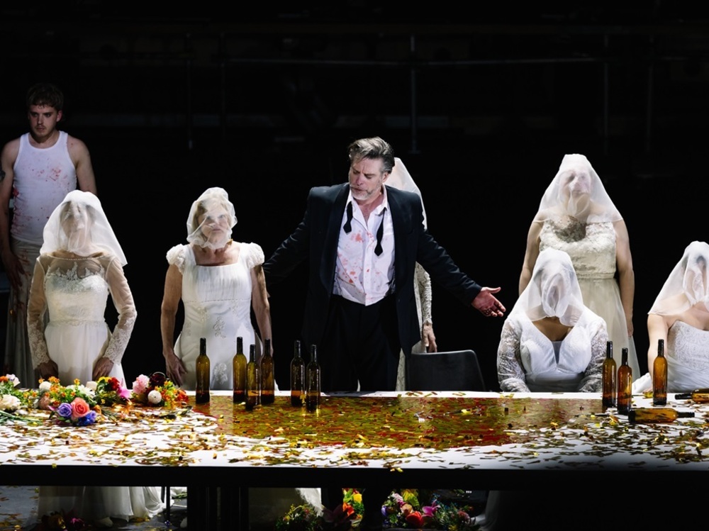 Blueabeard’s Castle - English National Opera (2024) (Production ...