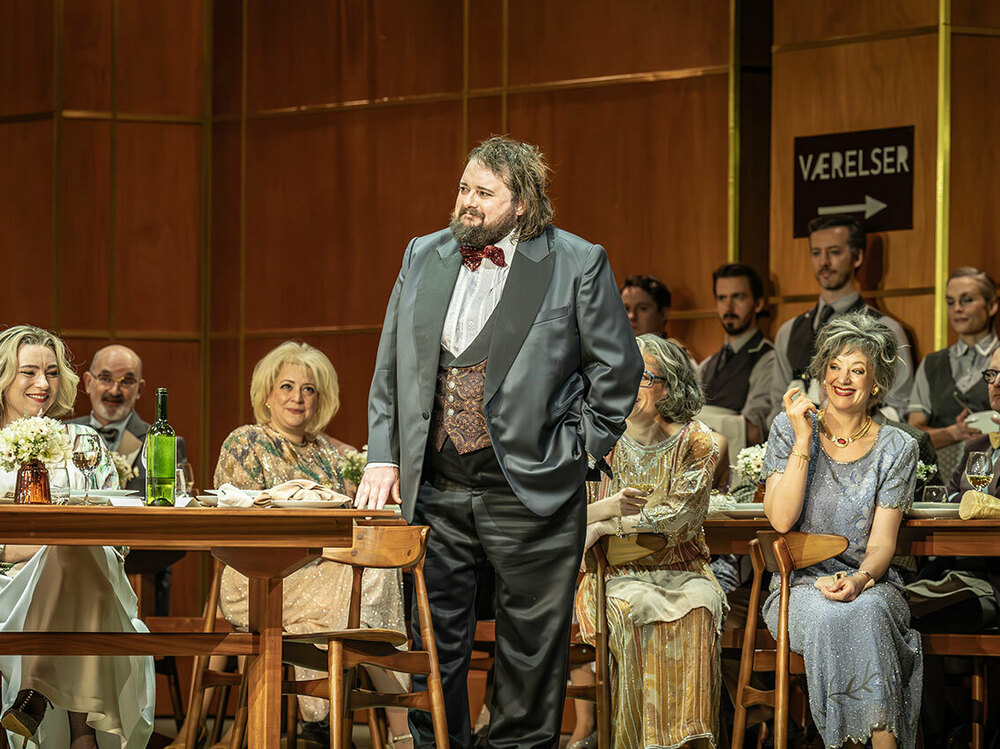 Festen - Royal Ballet and Opera (2025) (Production - London , united ...